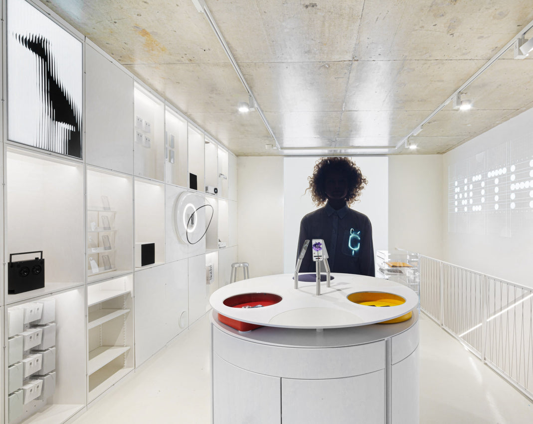 Nothing Store Soho - Nothing (United Kingdom)